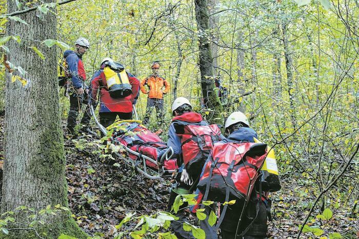 Rettung aus unwegsamer Klinge - DRK-Kreisverband Göppingen e.V.