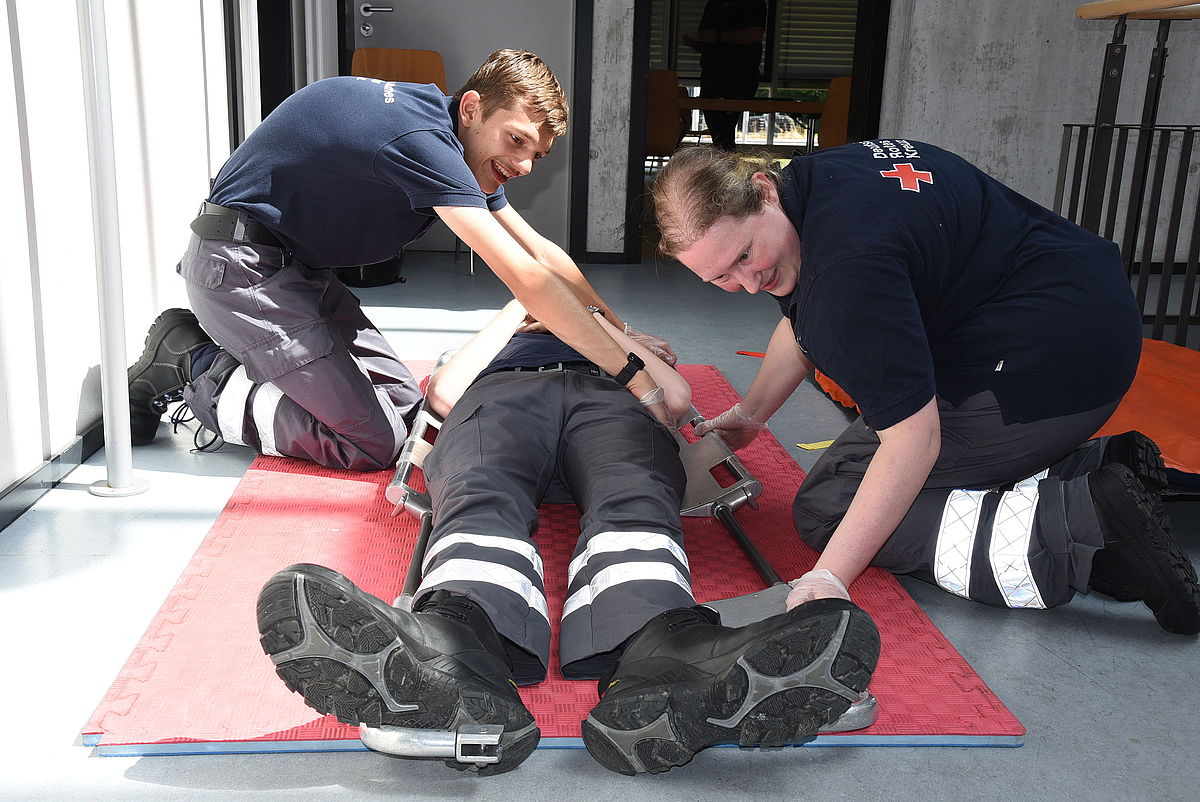 Übung macht den Sanitäter - DRK-Kreisverband Göppingen e.V.